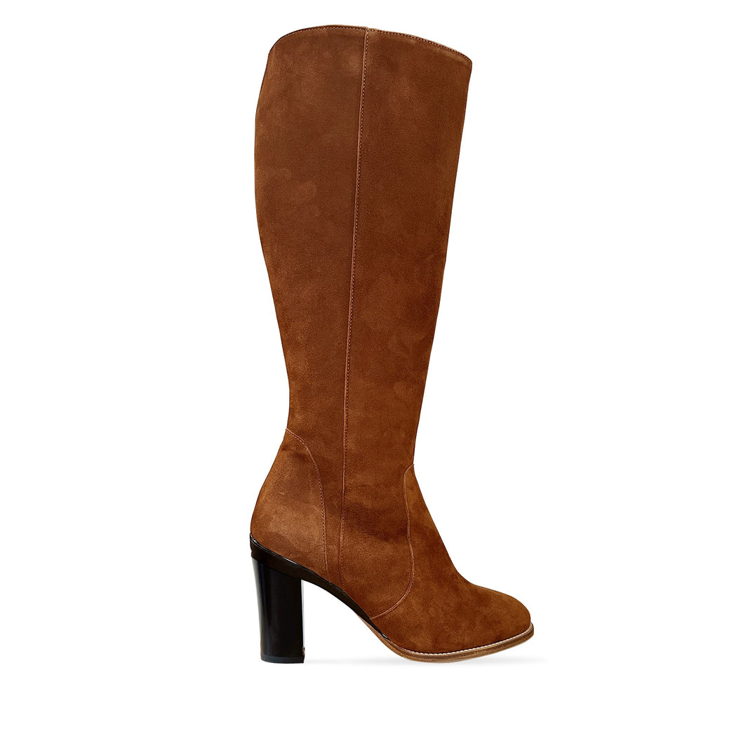 1. First you choose your ajustable shoes